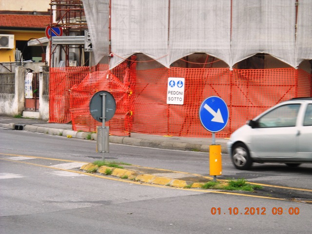 Pedoni sotto... dove, o a cosa? , Natura Mediterraneo | Forum Naturalistico